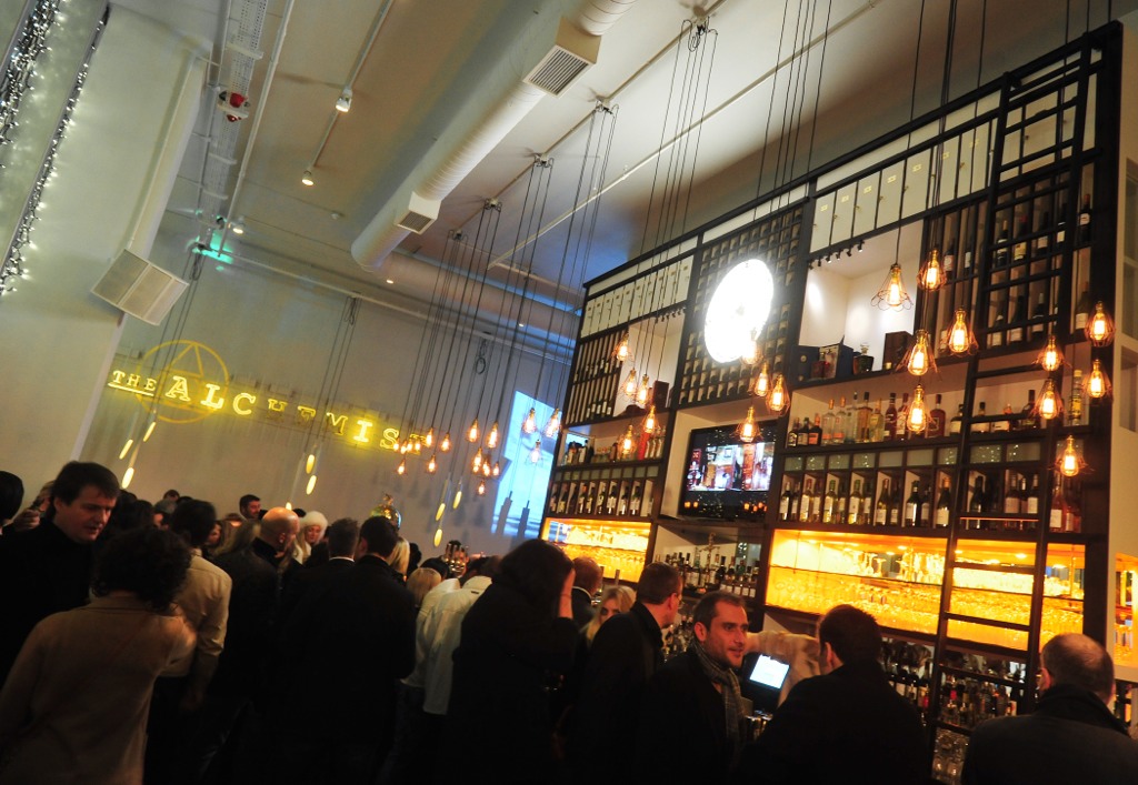 Alchemist cocktail bar opens on New York Street - Manchester Wire