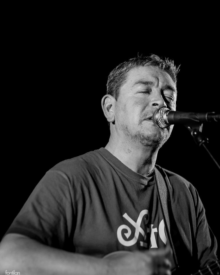 Michael Head (Shack/Pale Fountains) at Night & Day Cafe - Manchester Wire