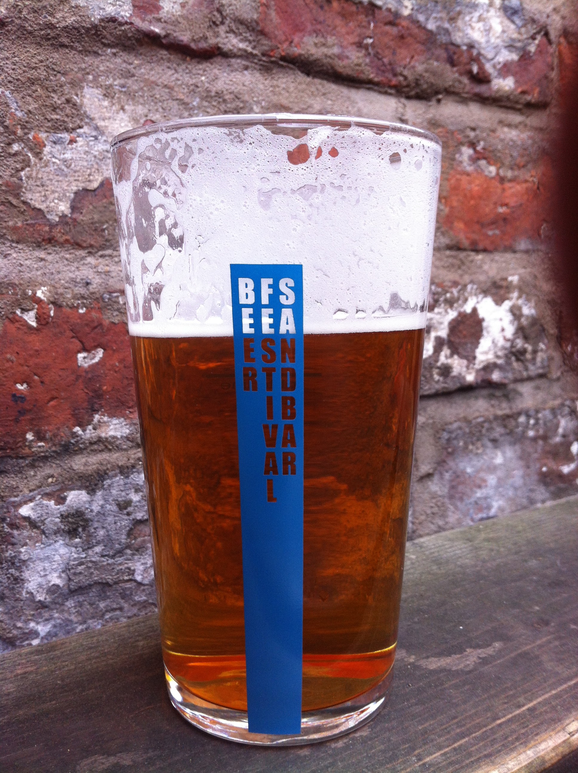 Sandbar hosts its first beer festival ft. 30 local ales - Manchester Wire