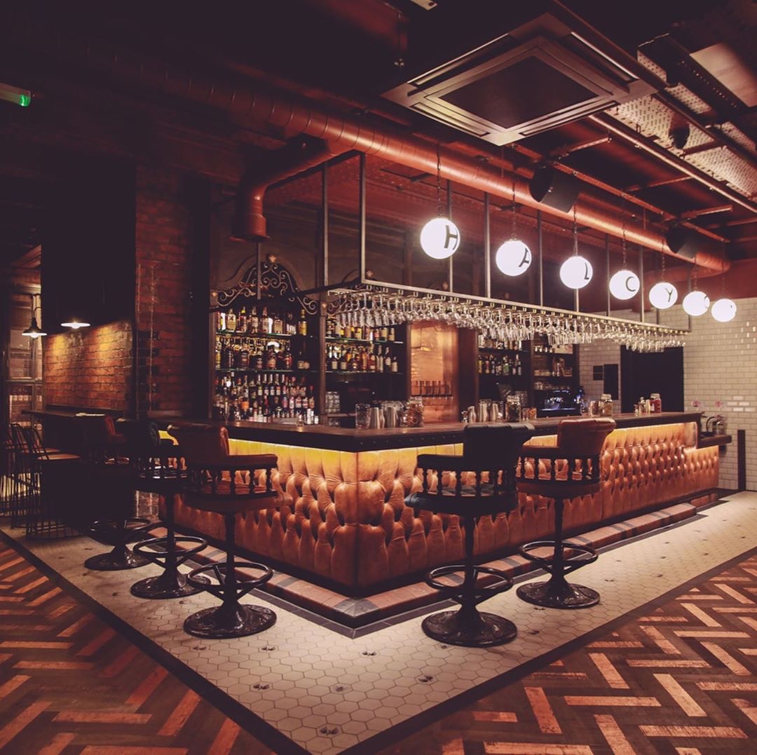 Bars: Local distillery Zymurgorium Gin open brand new basement blues ...