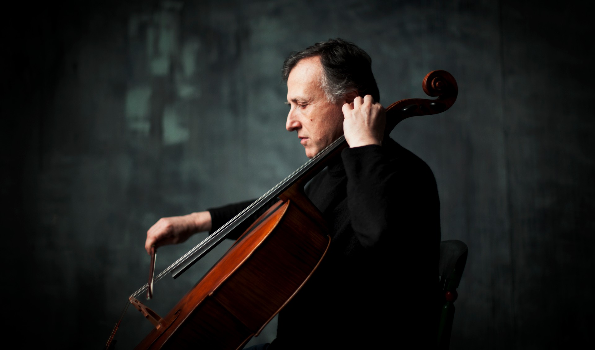 Orchestra steam: Watch world renowned cellist Raphael Wallfisch ...