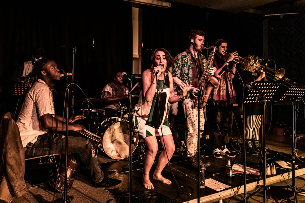 "I believe music can bring change": Interview with musician Noga Ritter ...