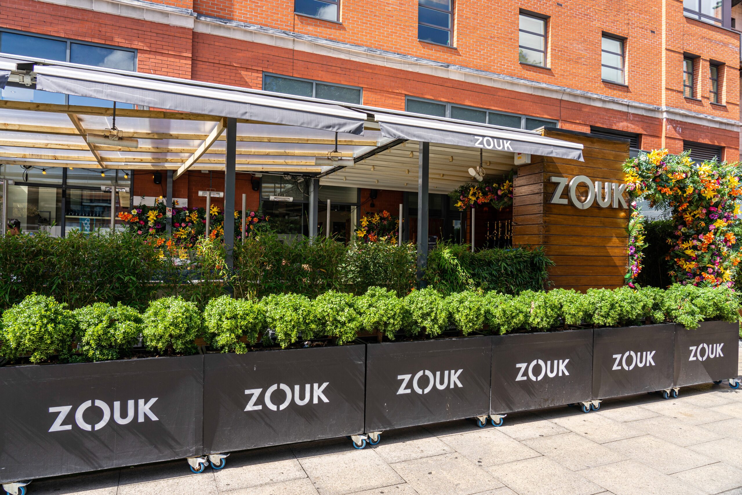 Al fresco dining and Indian classics on Zouk's outside terrace