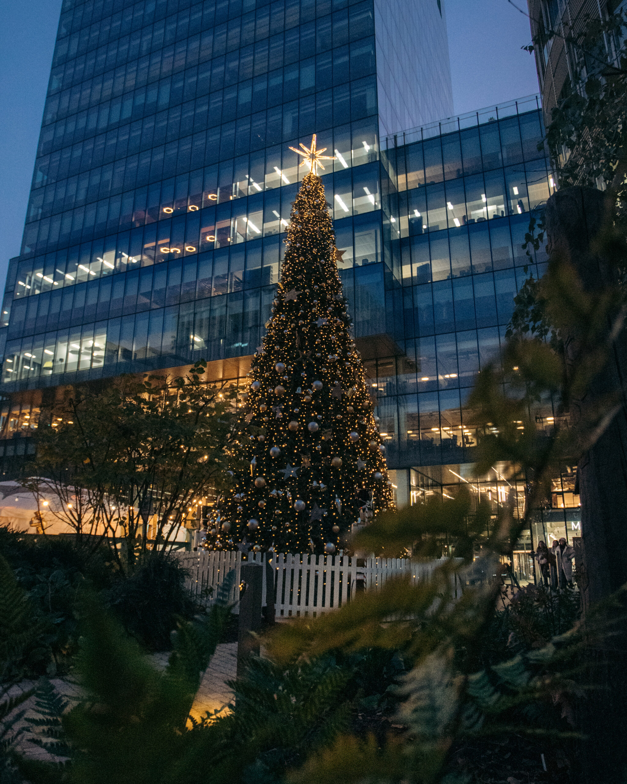 Snappy Holidays: The most Instagrammable festive backdrops around ...