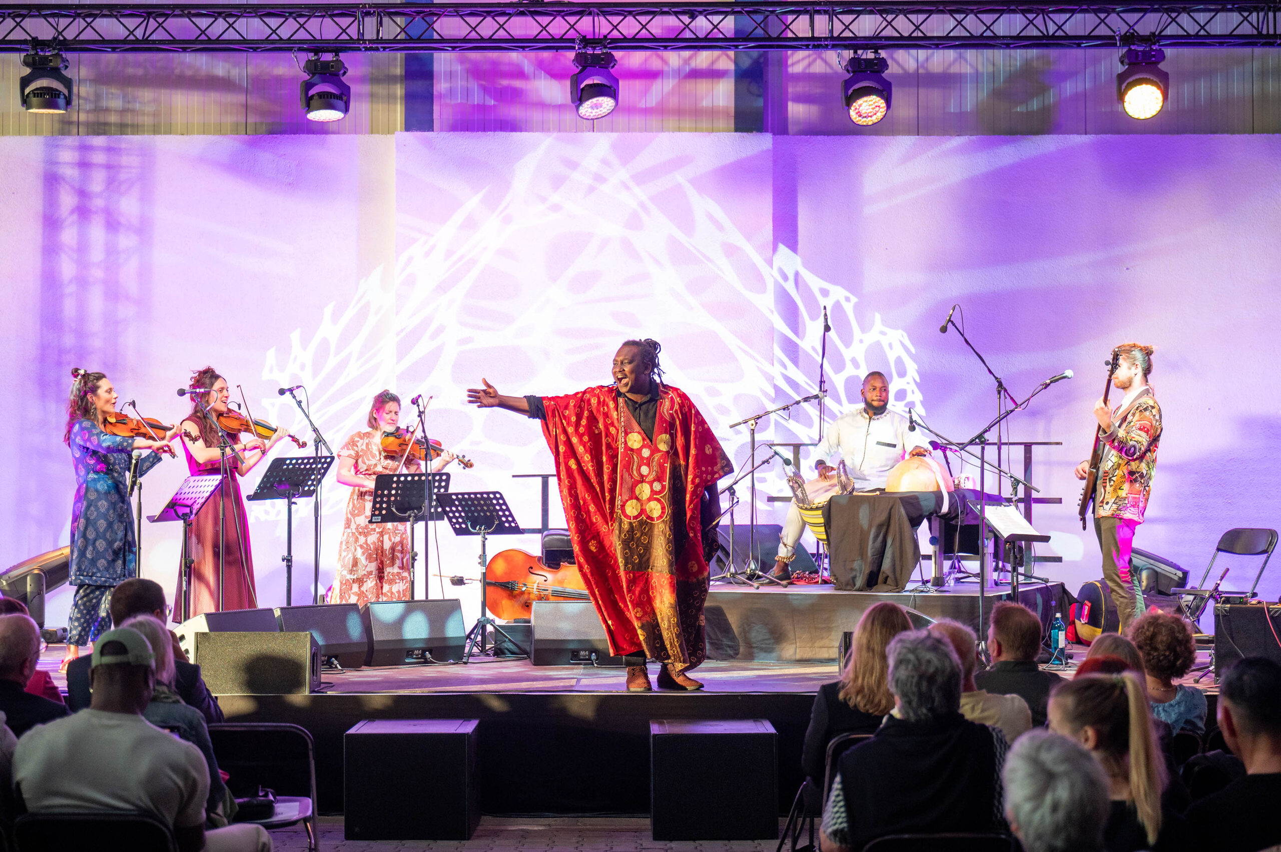 Manchester Collective and Abel Selaocoe join forces for a wondrous ...