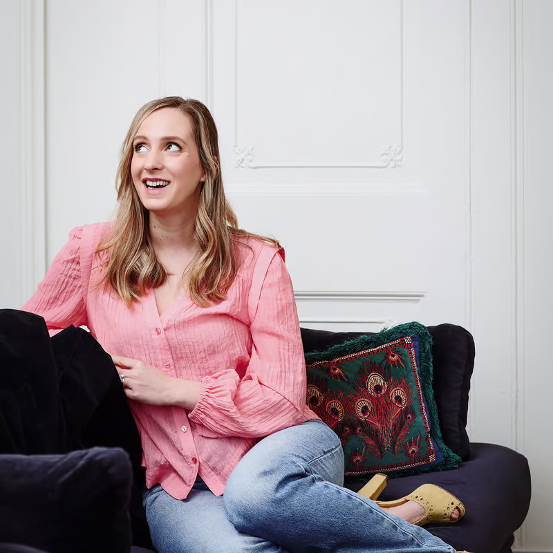 Simply Books brings an evening with bestselling author Holly Bourne to ...