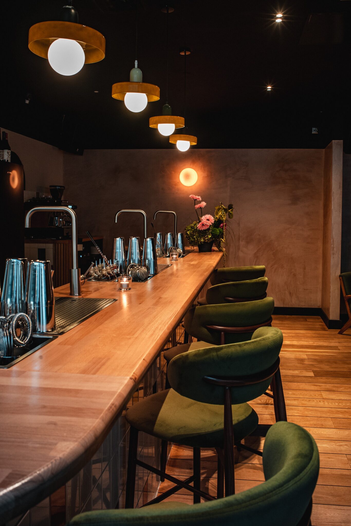 10 Tib Lane team opens doors to new bar Posie